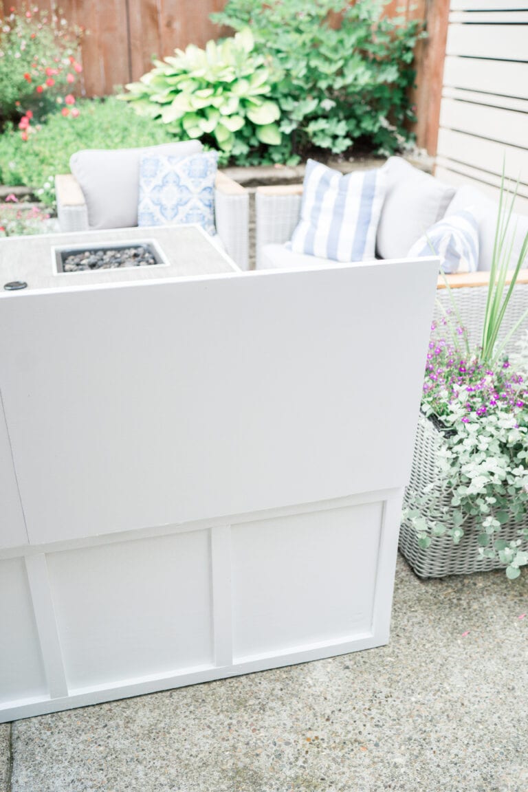 DIY Patio Storage Bench - Enjoy Extra Seating and Storage with this ...