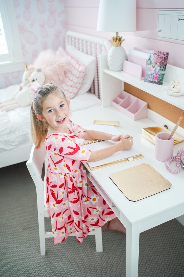 Little Girls Desk with Hutch and Chair