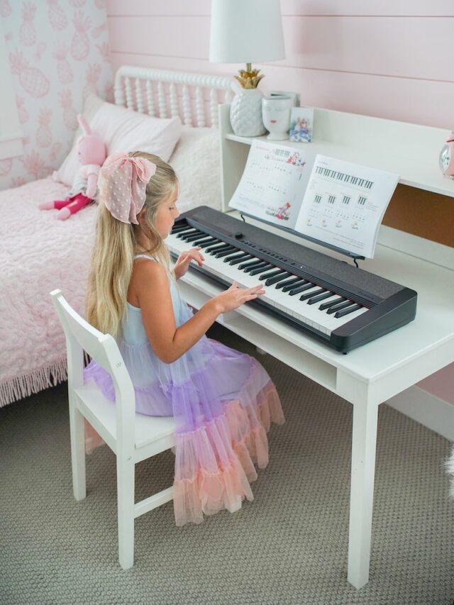 Best Lightweight Digital Keyboard for Children - The House of Hood Blog