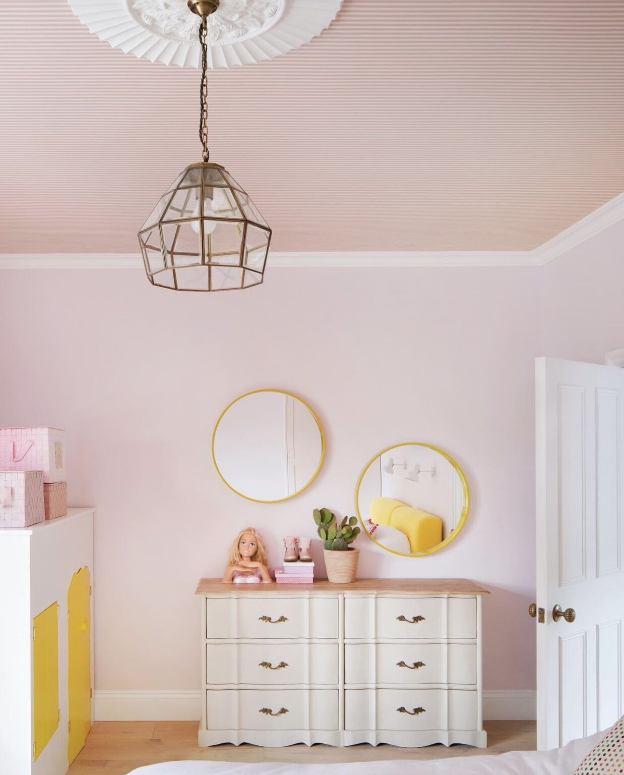 Wallpaper on Ceilings! You Will Love This Decor Trend!