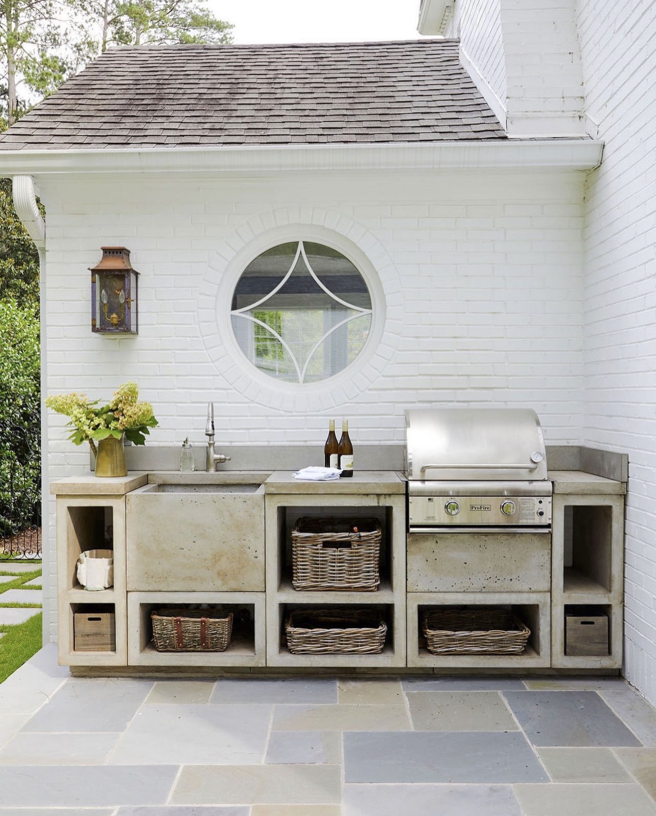 Simple Outdoor Kitchen DIY - How You Can Easily Build Your Own!
