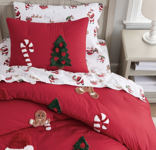 Christmas Bedding for Kids - 17 Ideas You Will Love!