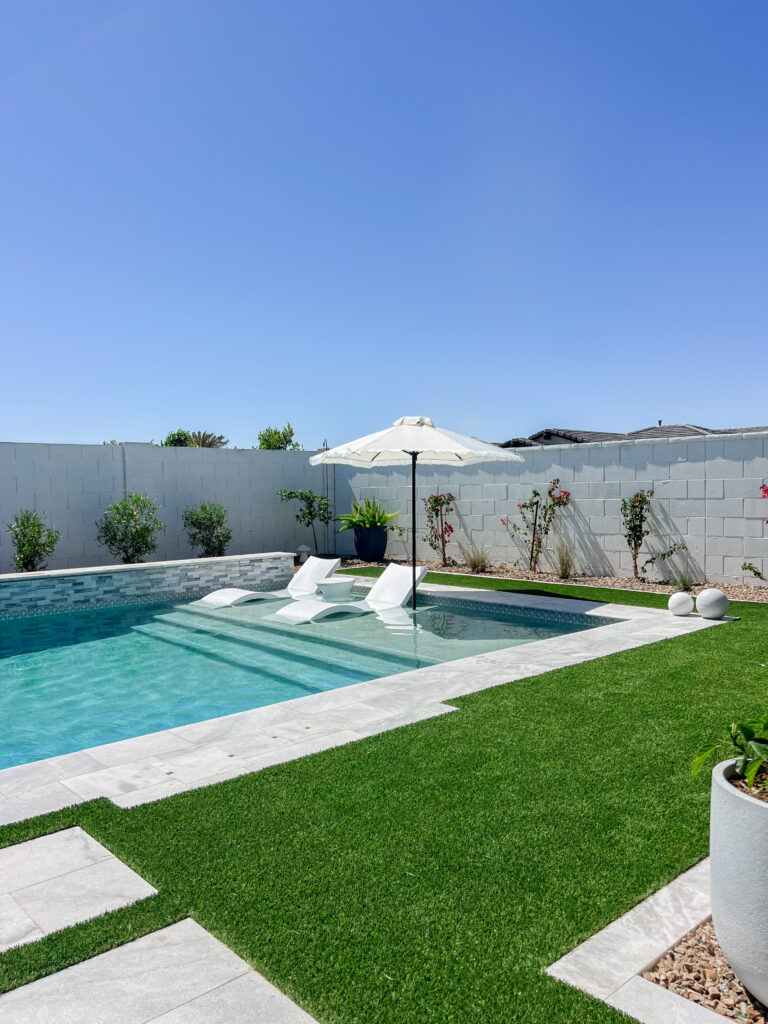 The Best In Pool Chairs for Your Sun Shelf! 17 Options You Will Love ...