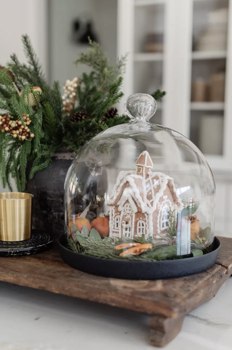 Christmas Kitchen Island Centerpiece Decor Ideas for 2025